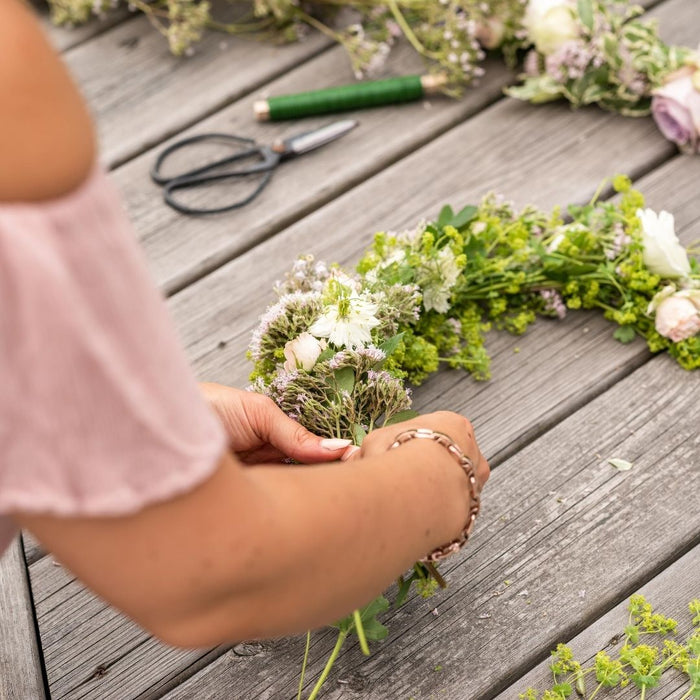 Tips for Creating a DIY Spring Racing Floral Headpiece